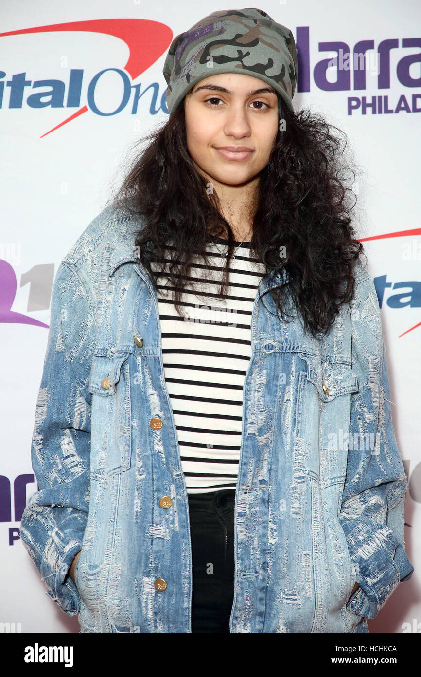 Philadelphia, USA. 7th Dec, 2016. Alessia Cara pictured right before a ...