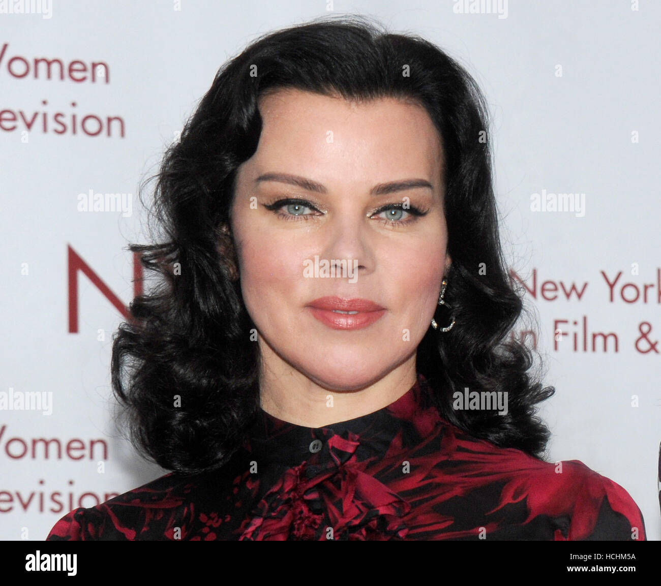 New York, NY, USA. 08th Dec, 2016. Actress Debbie Mazar attends the ...