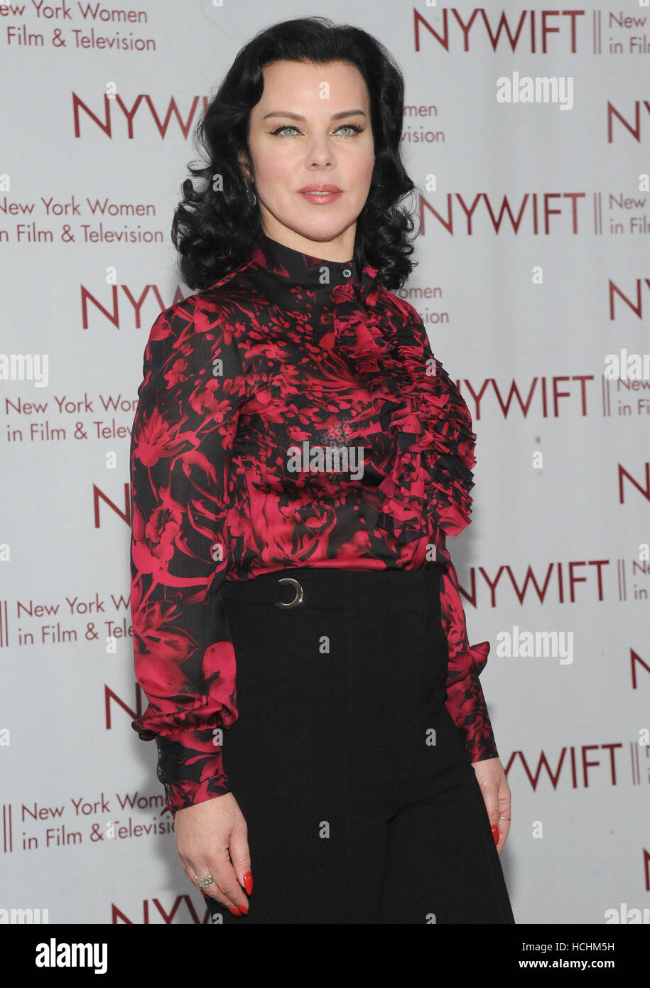 New York, NY, USA. 08th Dec, 2016. Actress Debbie Mazar attends the ...