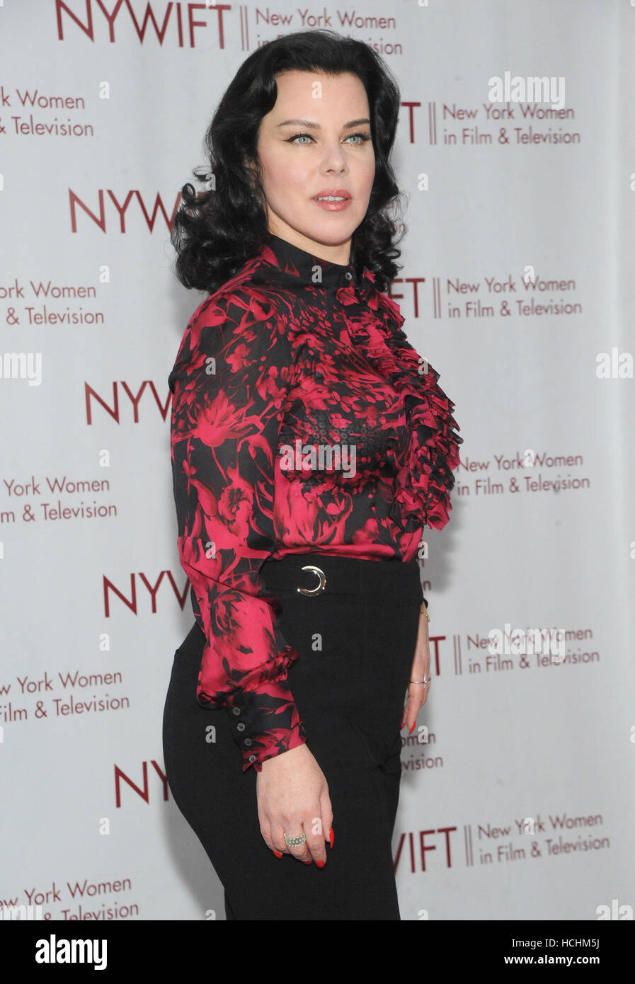 New York, NY, USA. 08th Dec, 2016. Actress Debbie Mazar attends the ...