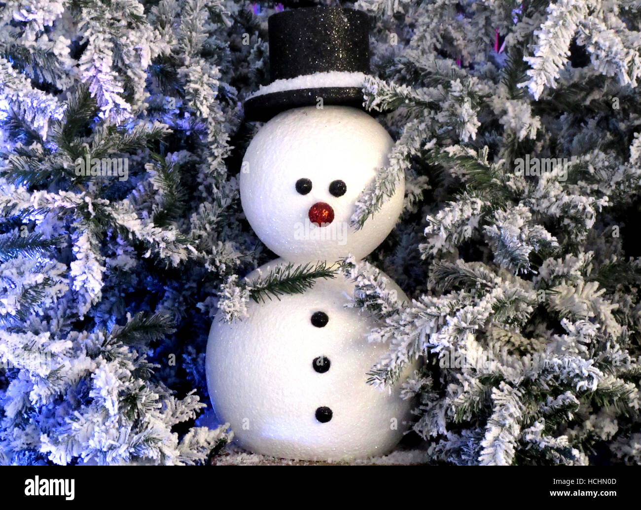 Shopping centre christmas grotto hi-res stock photography and images ...