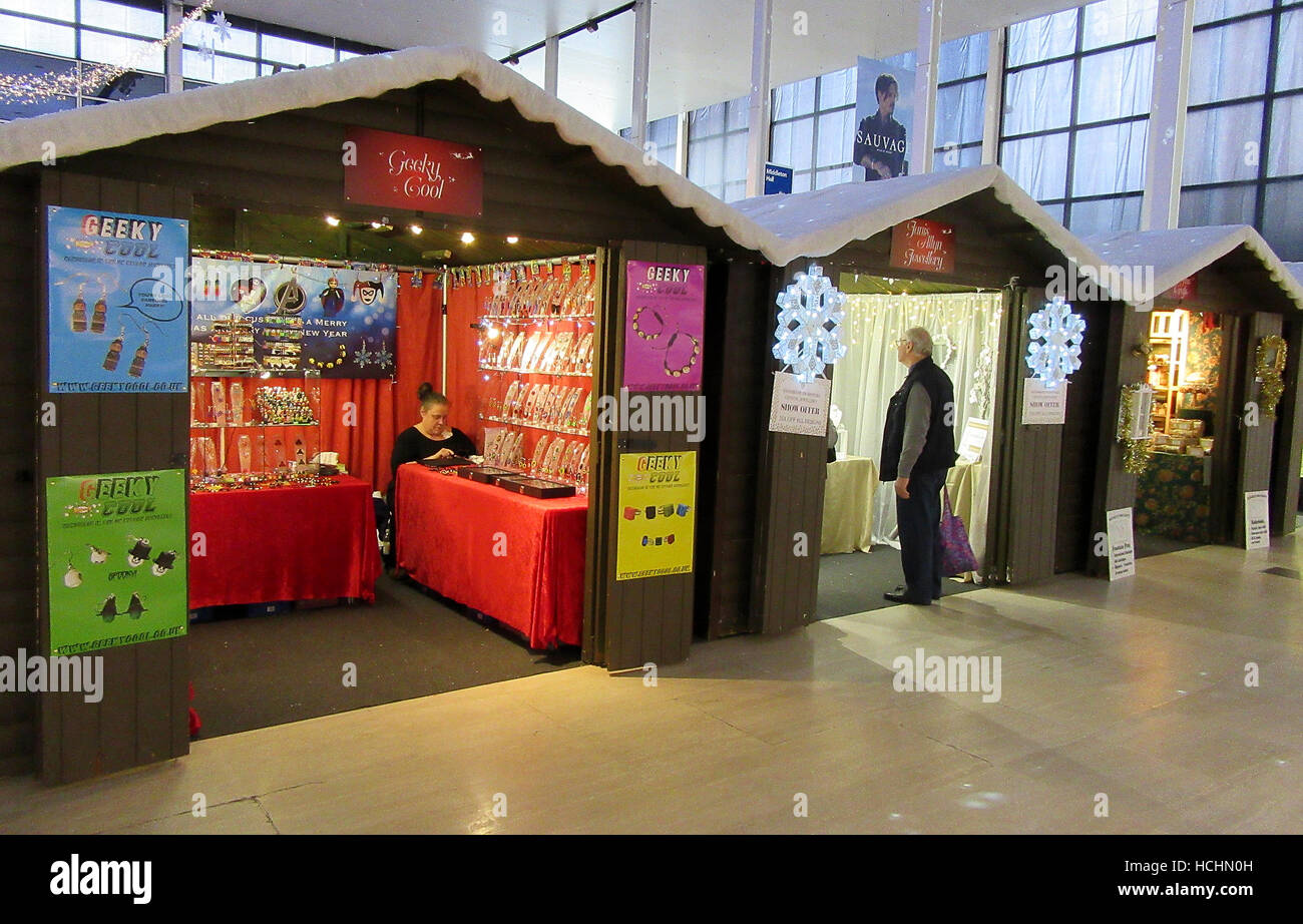Milton keynes christmas tree hi-res stock photography and images - Alamy