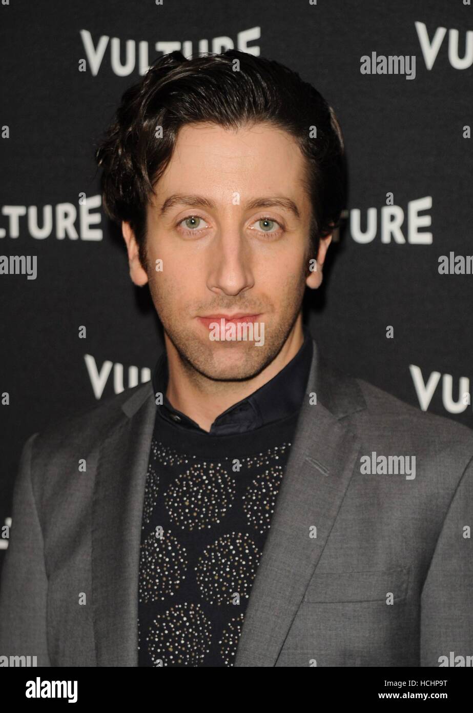 Los Angeles, CA, USA. 8th Dec, 2016. Simon Helberg at arrivals for ...