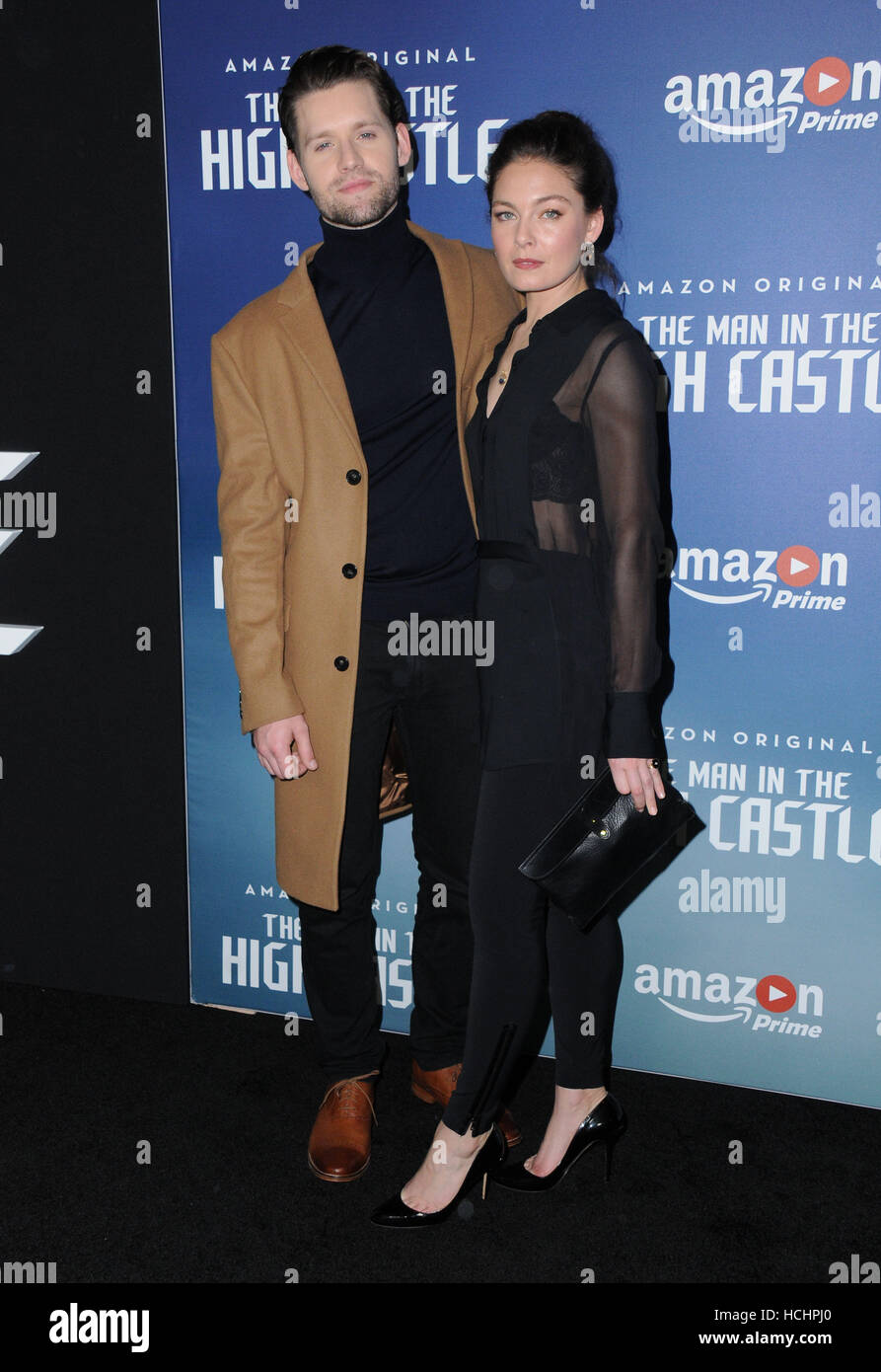 Los Angeles, CA, USA. 8th Dec, 2016. Luke Kleintank, Alexa Davalos ...