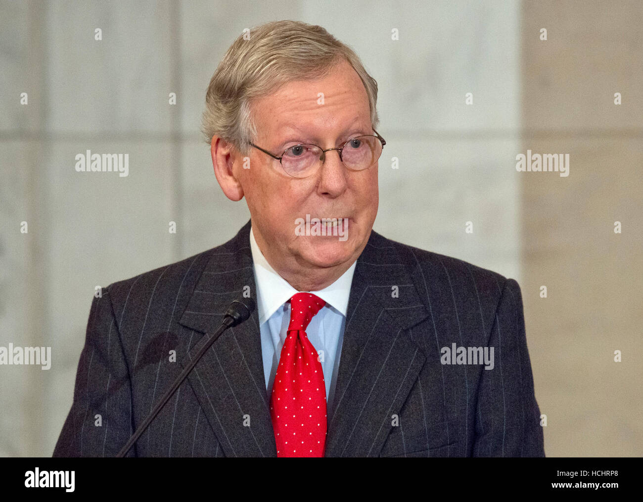 Mitch mcconnell portrait hi-res stock photography and images - Alamy