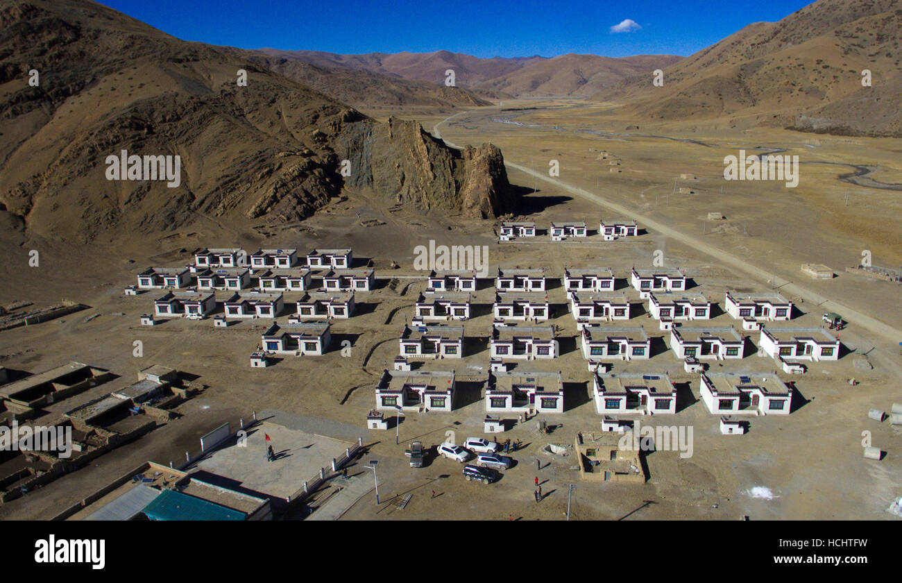 Gyirong hi-res stock photography and images - Alamy