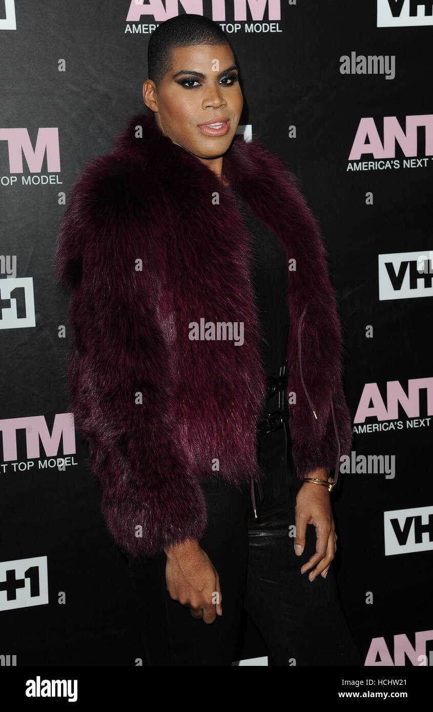 New York, NY, USA. 8th Dec, 2016. EJ Johnson at arrivals for AMERICA'S ...