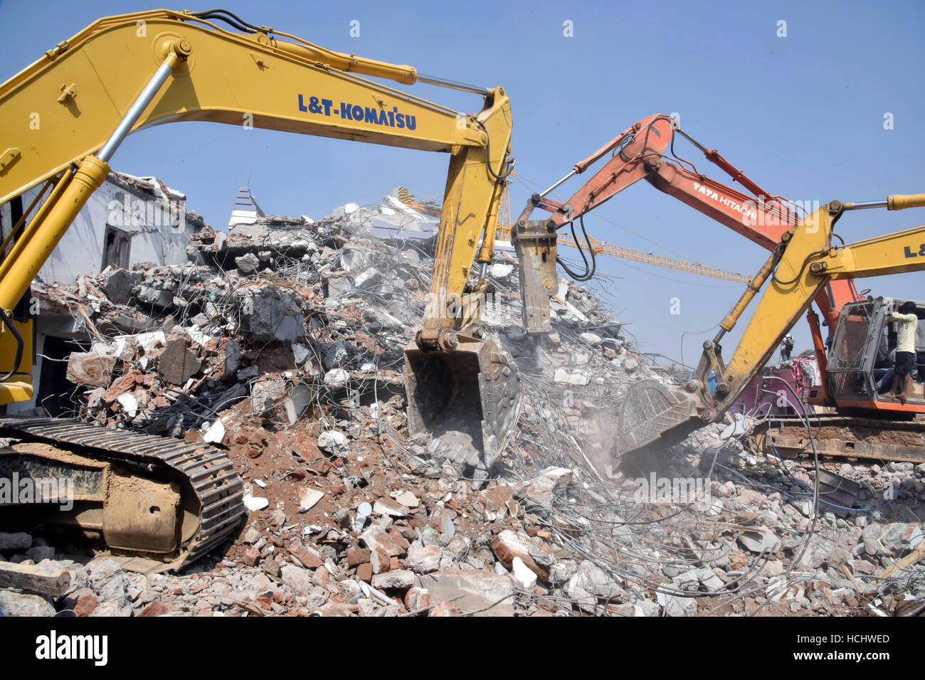 Building collapse during construction hi-res stock photography and ...