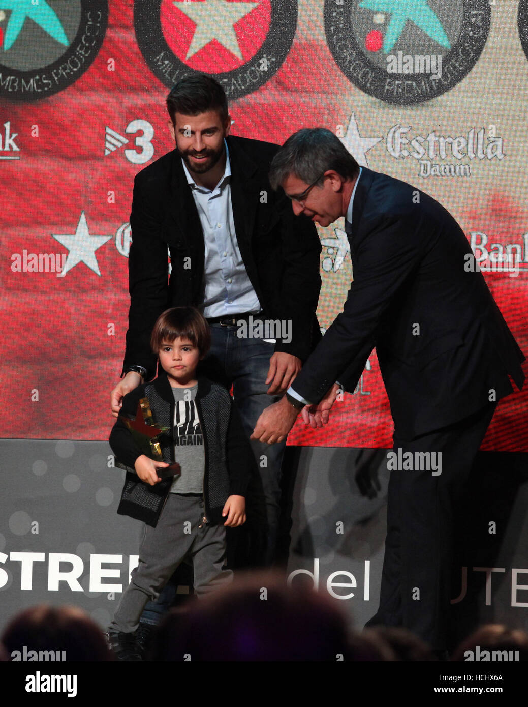 Gerard Pique during the prize as best Catalan player in Barcelona ...