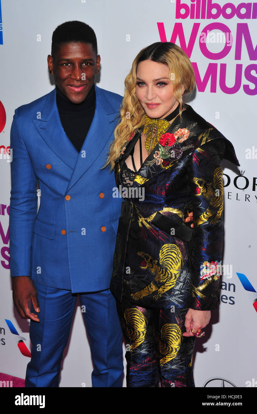 Madonna 11th annual women in music hi-res stock photography and images ...