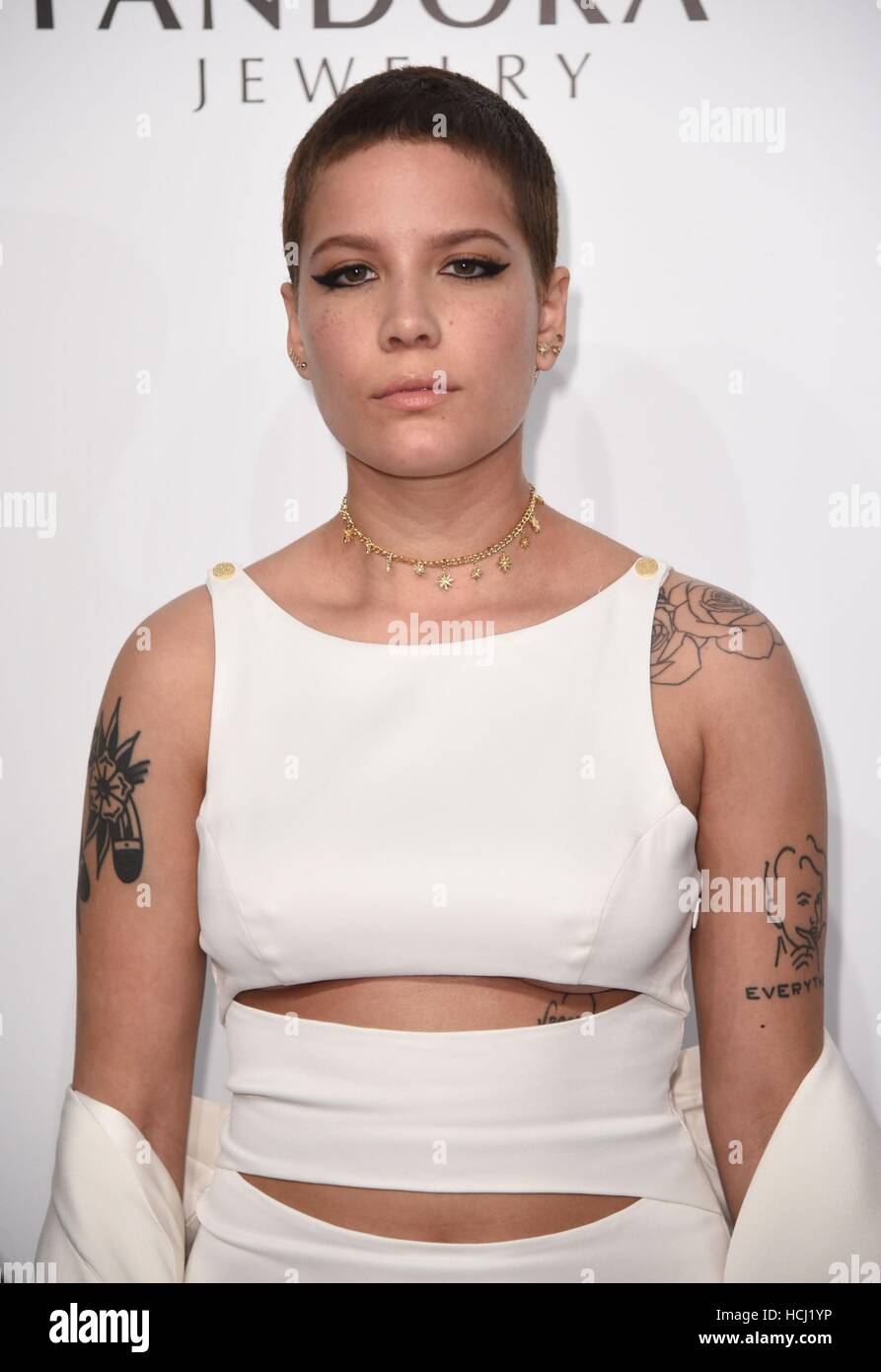 New York, NY, USA. 9th Dec, 2016. Halsey at arrivals for Billboard ...