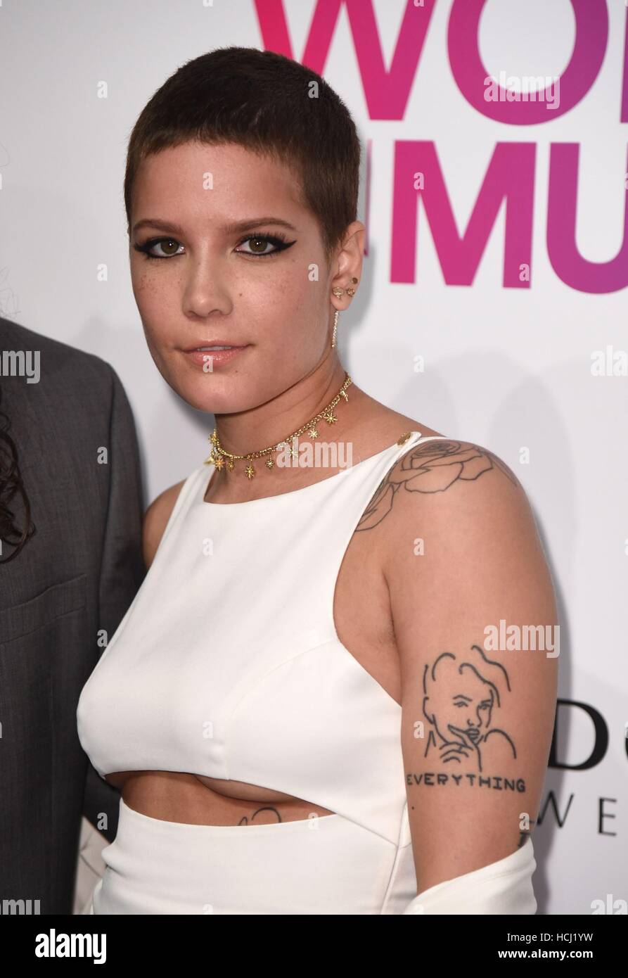New York, NY, USA. 9th Dec, 2016. Halsey at arrivals for Billboard ...
