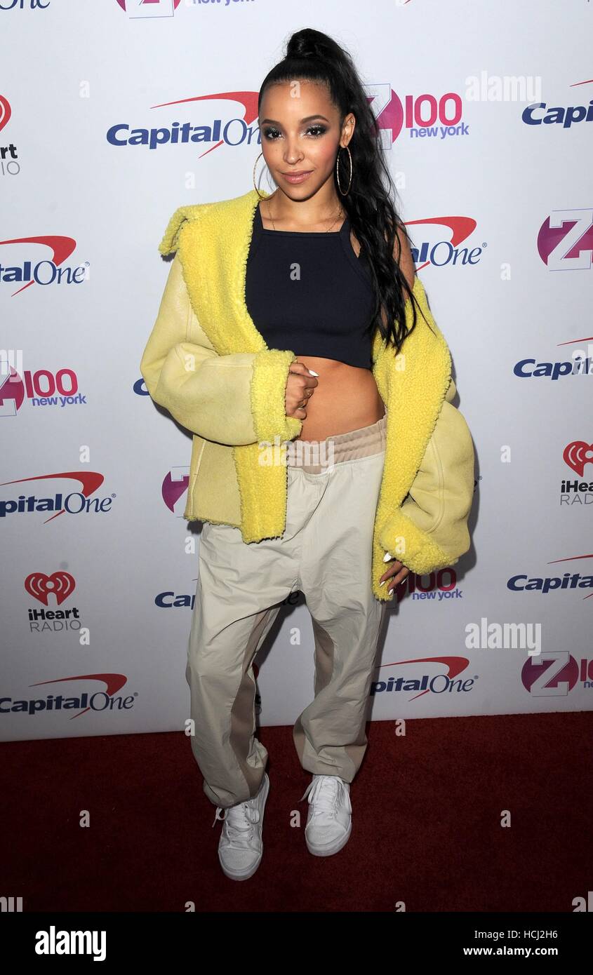 Tinashe jingle ball hi-res stock photography and images - Alamy