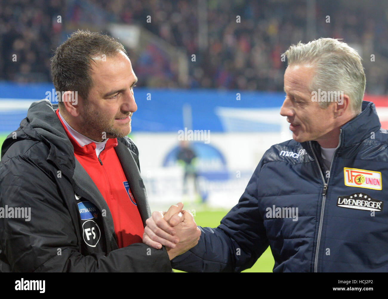 Heidenheim, Germany. 09th Dec, 2016. Heidenheim's head coach Frank ...