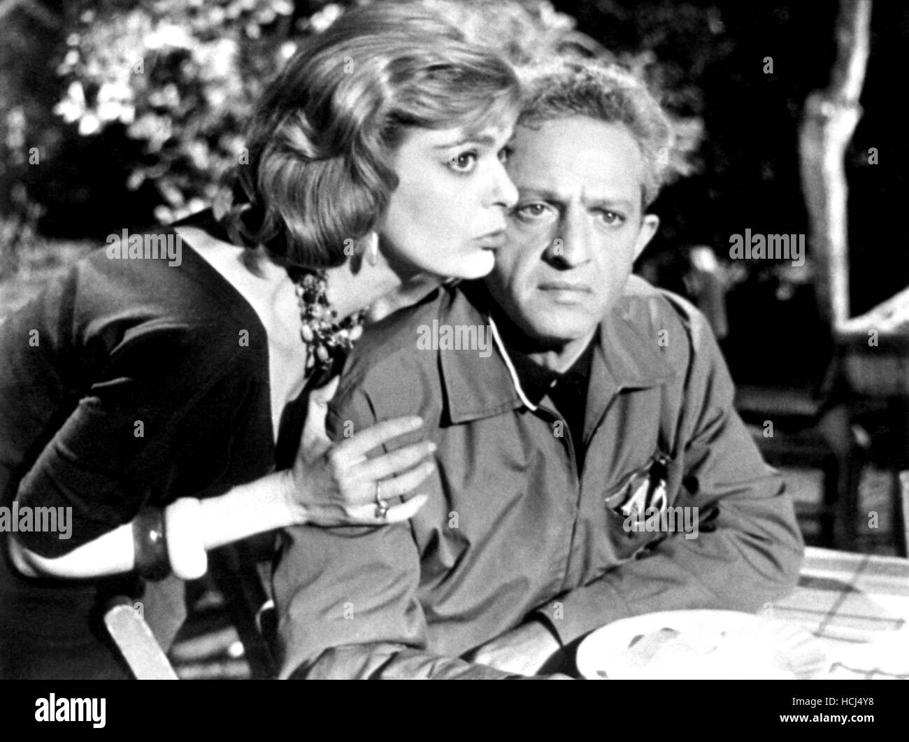 NEVER ON SUNDAY, Melina Mercouri, Jules Dassin, 1960 Stock Photo - Alamy