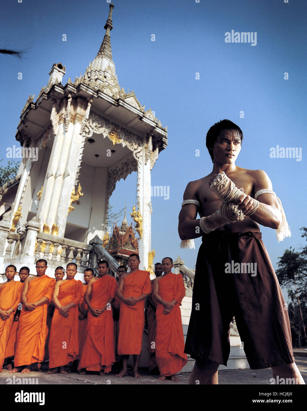 ONG-BAK, Tony Jaa, 2003, (c) Magnolia Pictures/courtesy Everett ...