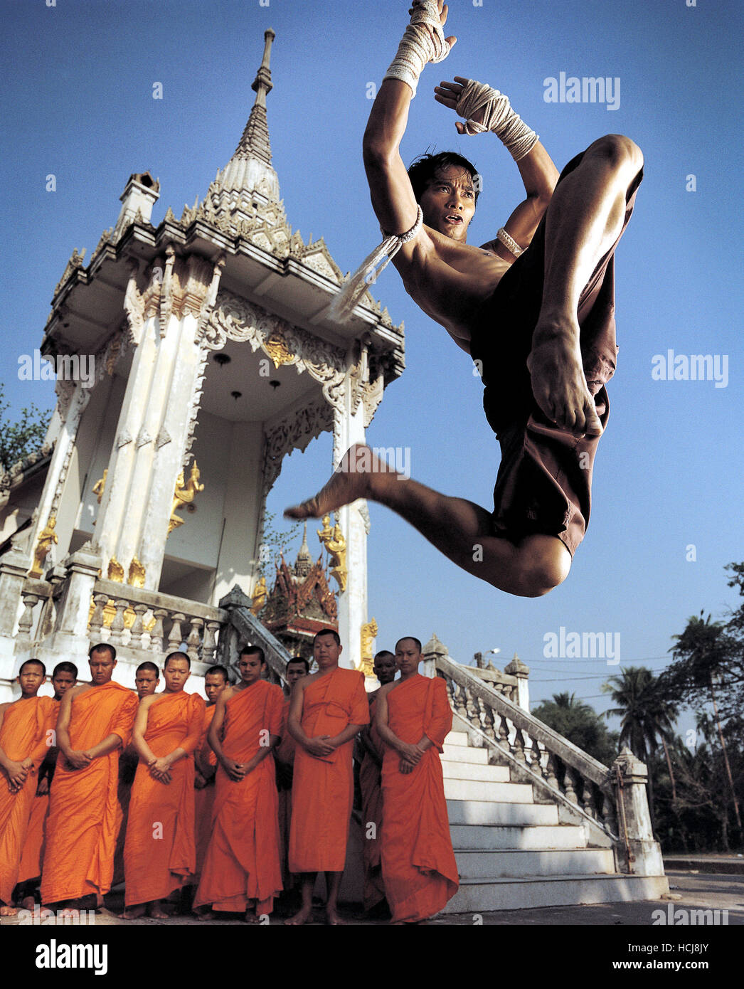 ONG-BAK, Tony Jaa, 2003, (c) Magnolia Pictures/courtesy Everett ...