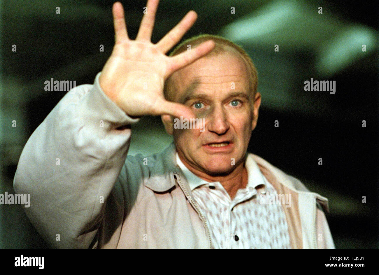 ONE HOUR PHOTO, Robin Williams, 2002. TM & copyright ©20th Century Fox ...