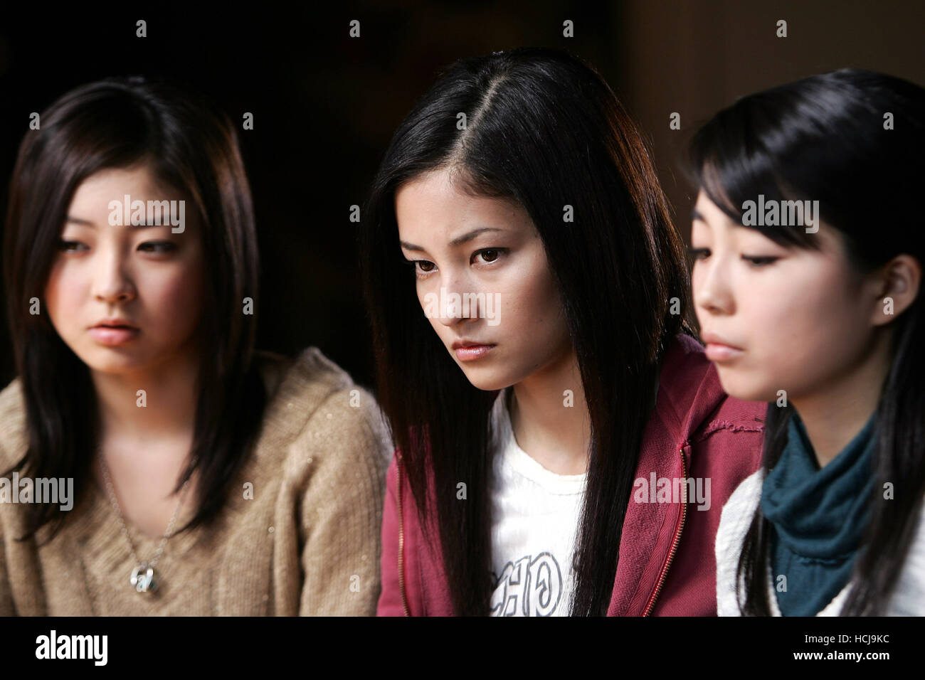 ONE MISSED CALL FINAL, (aka CHAKUSHIN ARI FINAL), Meisa Kuroki (center ...