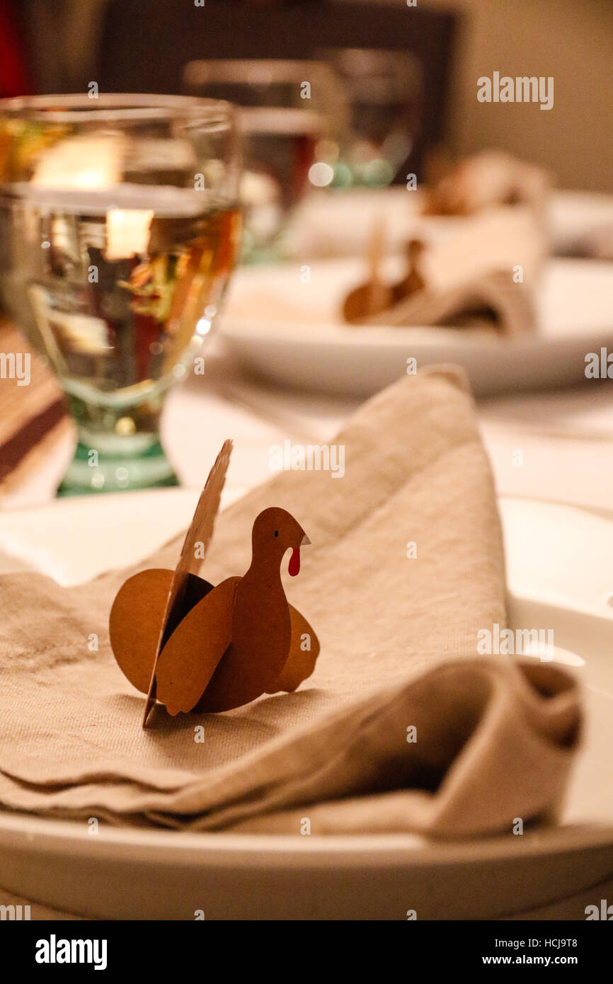 Table set up for Thanksgiving Stock Photo - Alamy