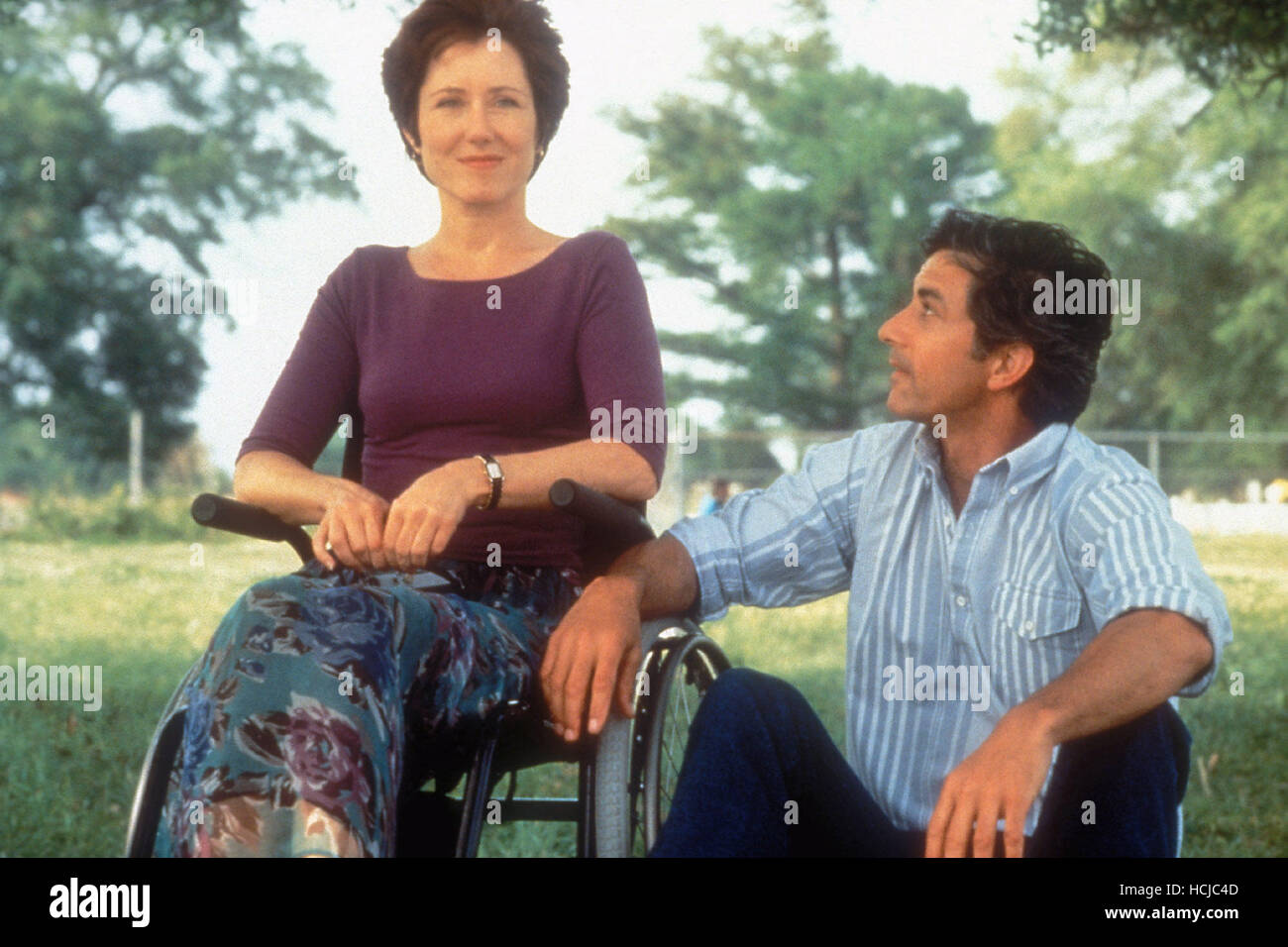 Mary mcdonnell hi-res stock photography and images - Alamy