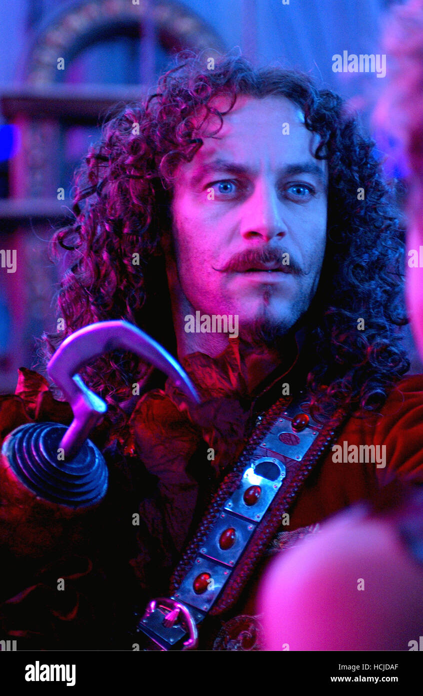 PETER PAN, Jason Isaacs, 2003, (c) Universal/courtesy Everett ...