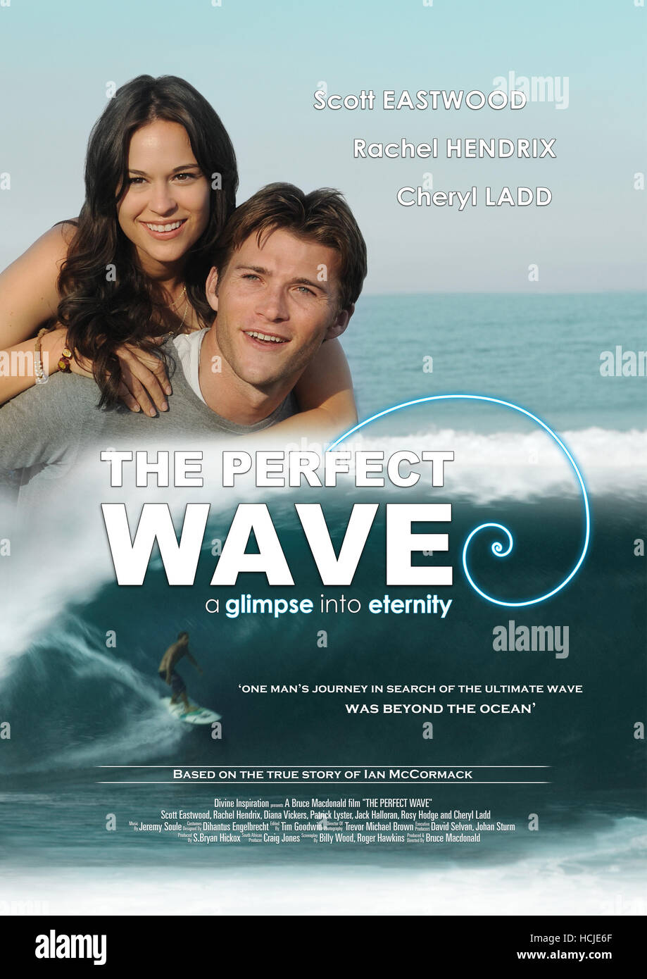 THE PERFECT WAVE, International poster art, from left: Rachel Hendrix, Scott Eastwood, 2014 ...