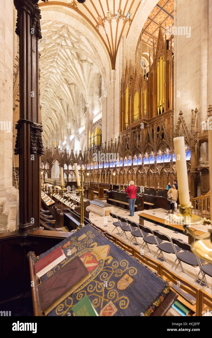 Choir interior winchester cathedral winchester hi-res stock photography ...