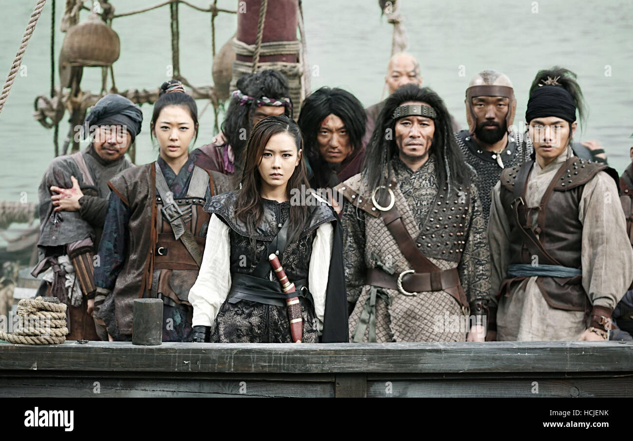 PIRATES, front, from left: CHOI Sulli, SON Ye-Jin, SIN Jeong-geun, LEE ...