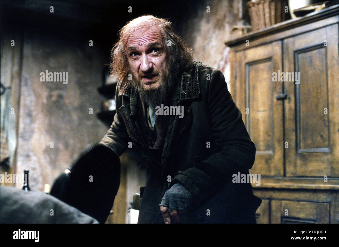 OLIVER TWIST, Ben Kingsley, 2005, (c) Columbia/courtesy Everett ...
