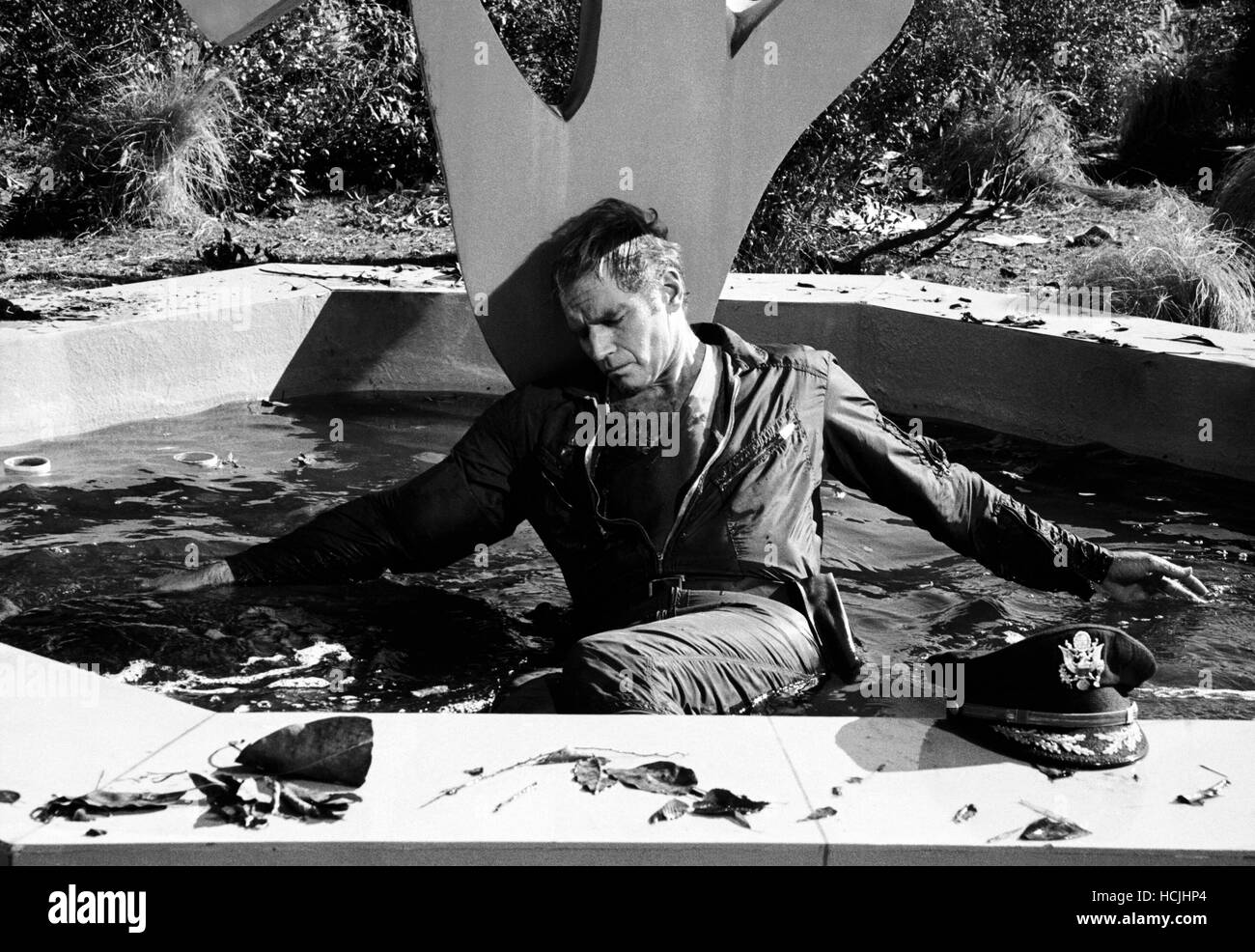 THE OMEGA MAN, Charlton Heston, 1971 Stock Photo - Alamy