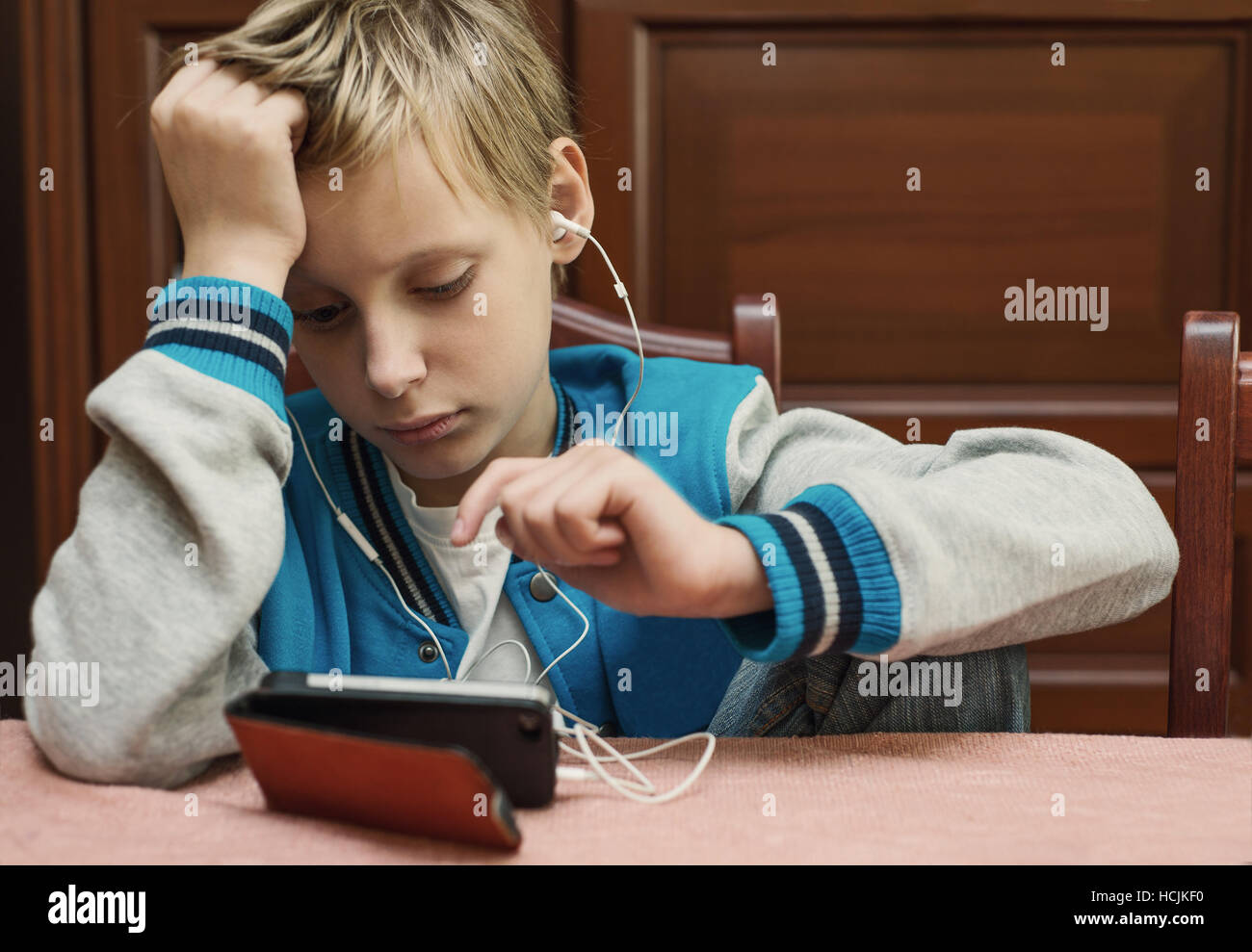 12 years old smart boy hi-res stock photography and images - Alamy