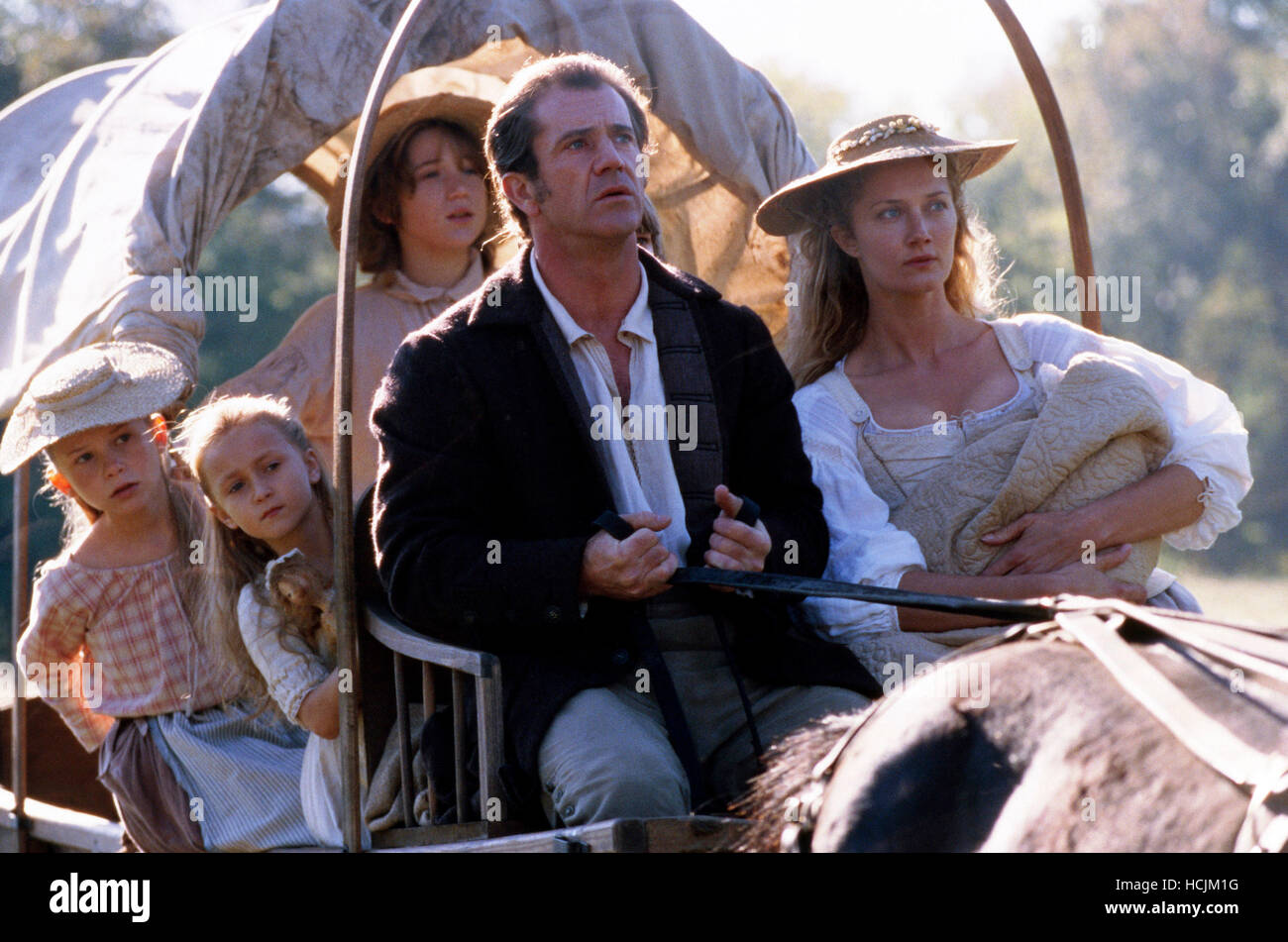 THE PATRIOT, Mika Boorem, Skye McCole Bartusiak, Trevor Morgan, Mel ...