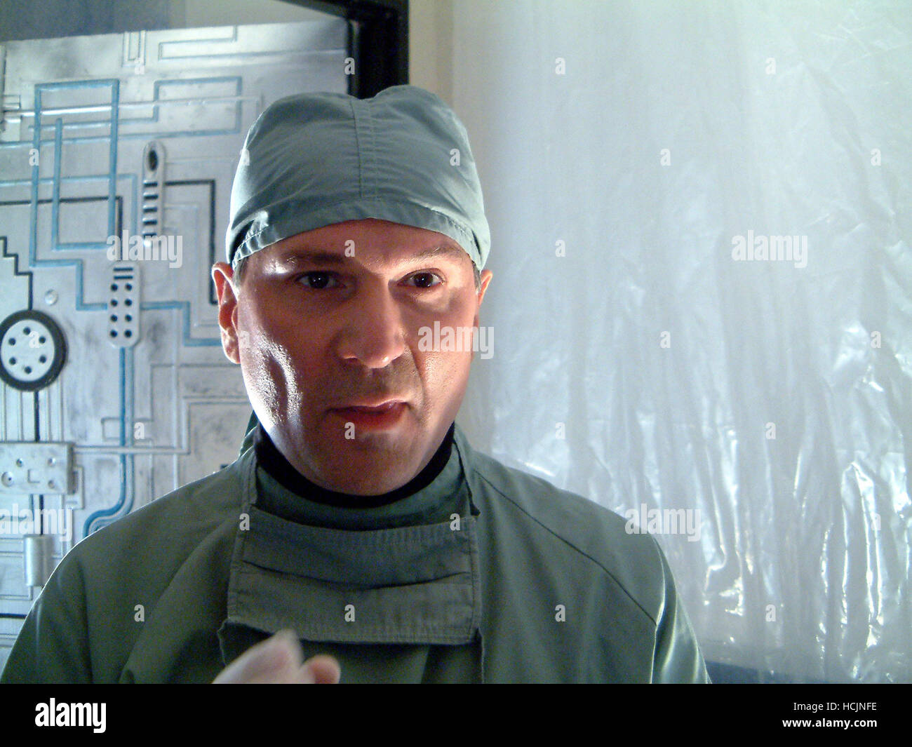 PHIL THE ALIEN, John Kapelos, 2004, (c) Lions Gate/courtesy Everett ...