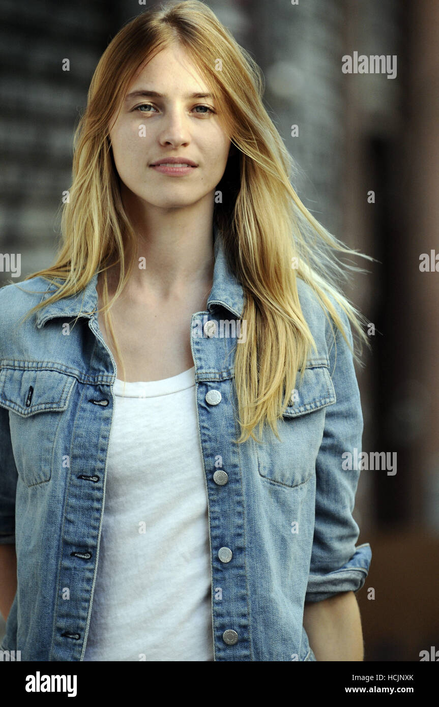 PICTURE ME, (aka PICTURE ME: A MODEL'S DIARY), Sara Ziff, 2009. ©Strand ...