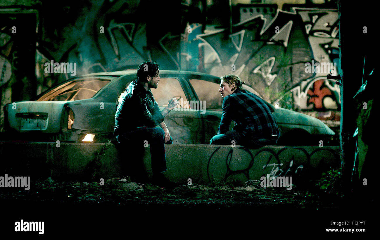 POINT BREAK, from left: Edgar Ramirez, Luke Bracey, 2015. ©Warner Bros ...