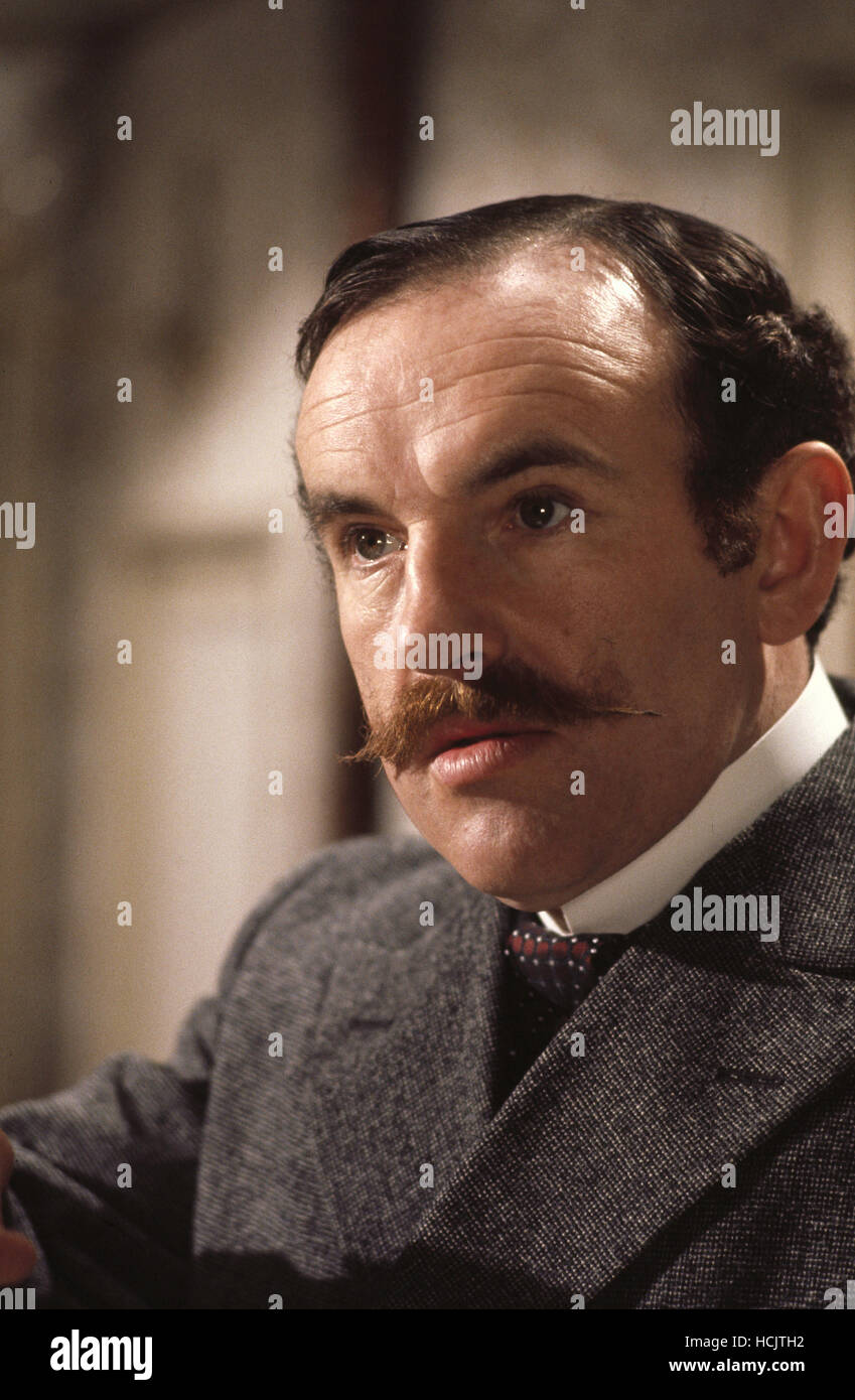 THE PRIVATE LIFE OF SHERLOCK HOLMES, Colin Blakely, 1970 Stock Photo ...