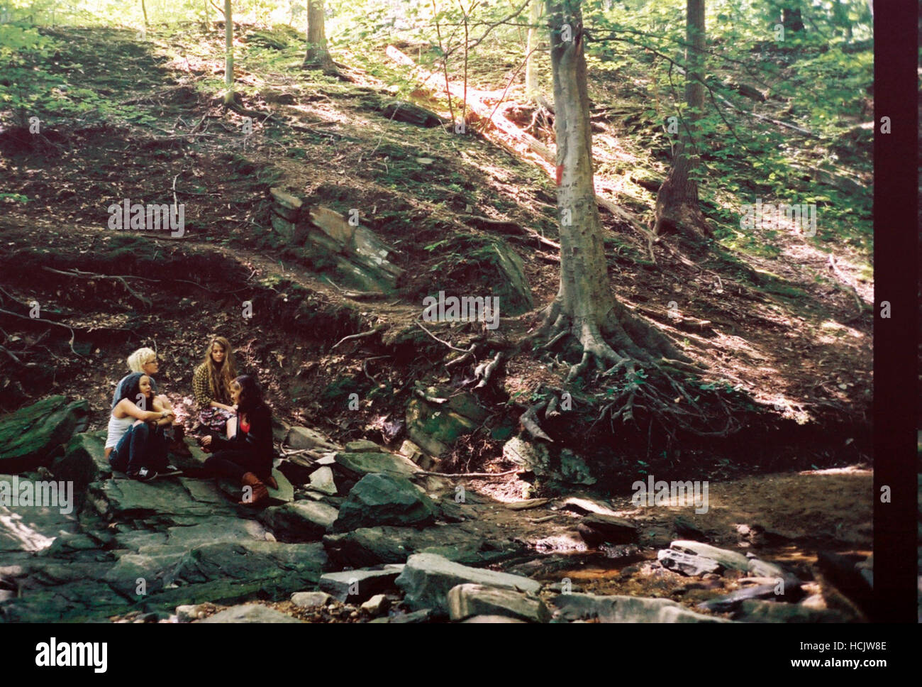 PUTTY HILL, Ashley Ocfamia, Aurora Corey, Sky Ferreira, Liz O'Brien ...