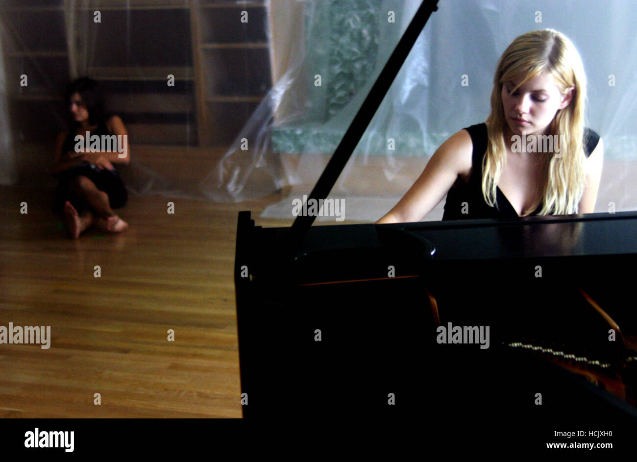 THE QUIET, Camilla Belle, Elisha Cuthbert, 2005. ©Sony Pictures ...