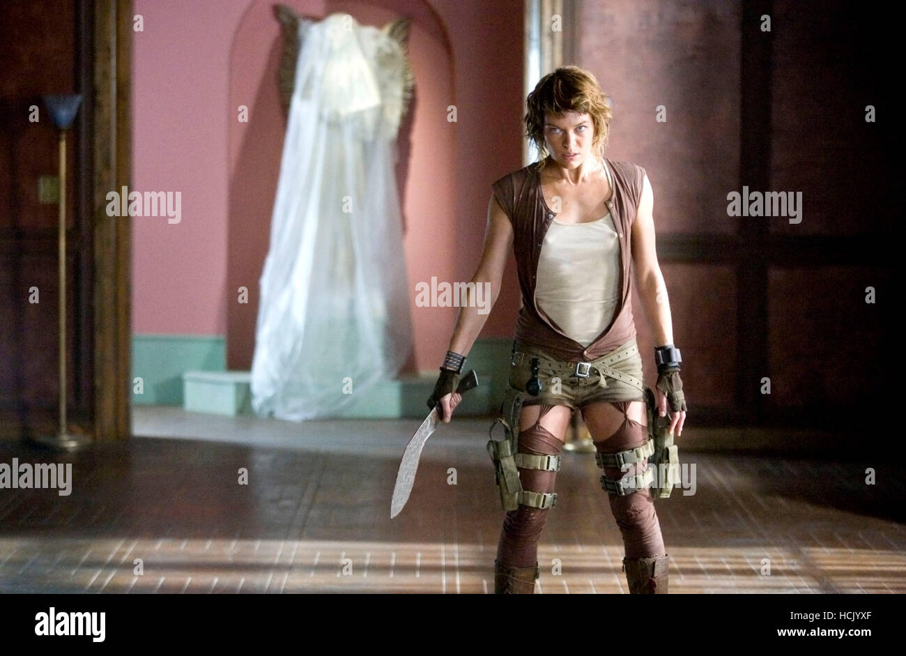 RESIDENT EVIL: EXTINCTION, Milla Jovovich, 2007. (c) Screen Gems ...