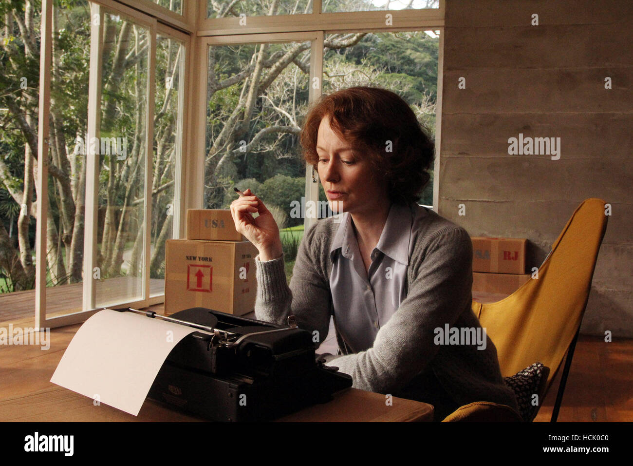 REACHING FOR THE MOON, (aka FLORES RARAS), Miranda Otto, 2013. ©Wolfe ...