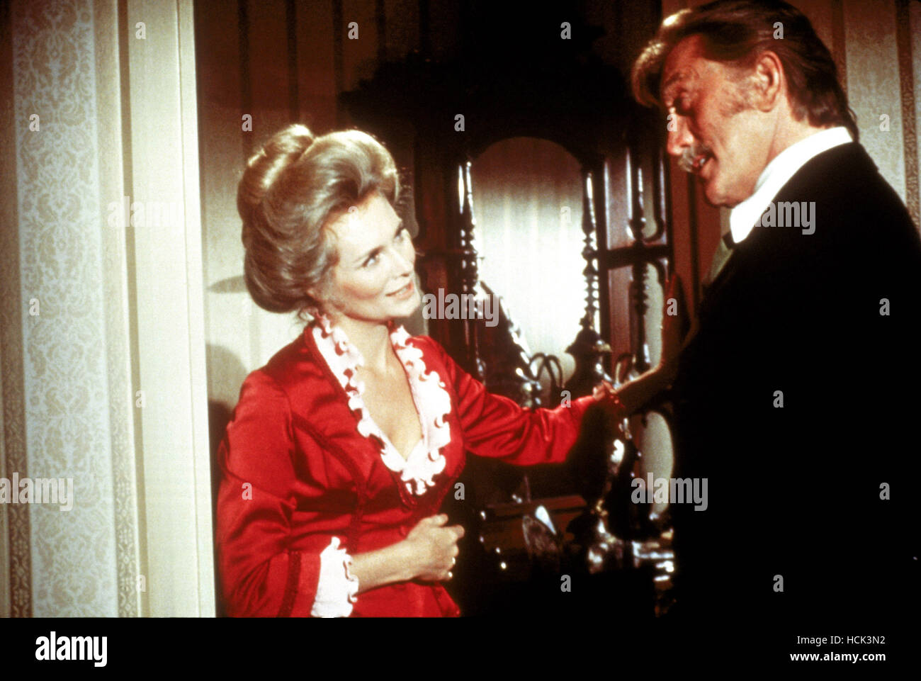 POSSE, Beth Brickell, Kirk Douglas, 1975 Stock Photo - Alamy