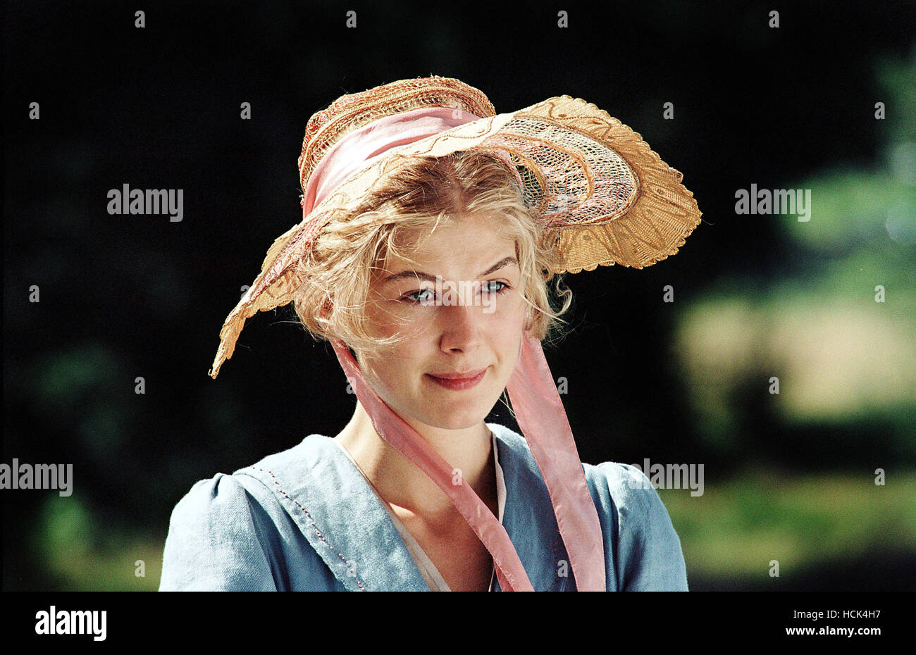 PRIDE AND PREJUDICE, Rosamund Pike, 2005, (c) Focus Features/courtesy ...