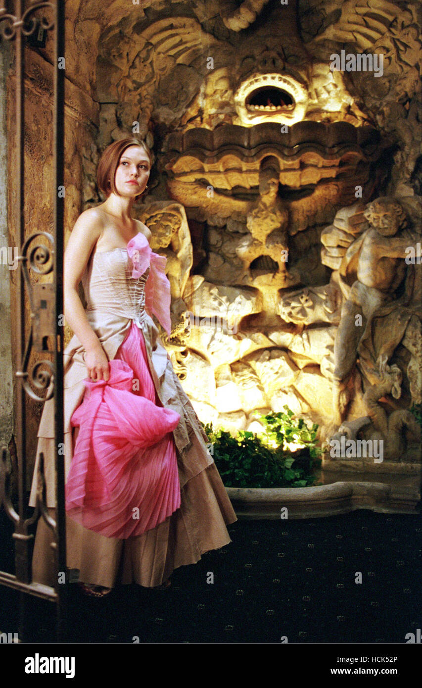 THE PRINCE AND ME, Julia Stiles, 2004, (c) Paramount/courtesy Everett ...