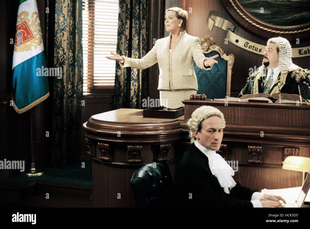 THE PRINCESS DIARIES 2: ROYAL ENGAGEMENT, Julie Andrews, 2004, (c ...