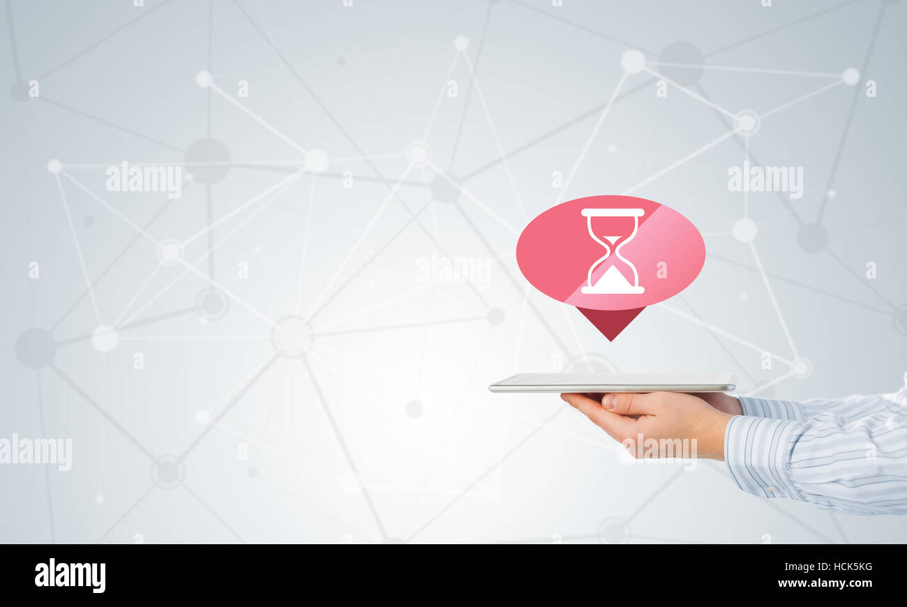 Hourglass loading hi-res stock photography and images - Alamy