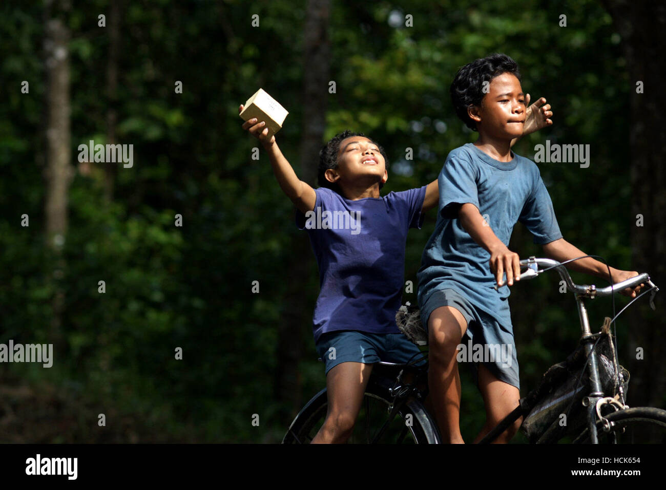THE RAINBOW TROOPS, (aka LASKAR PELANGI), from left: Zulfanny, Ferdian ...