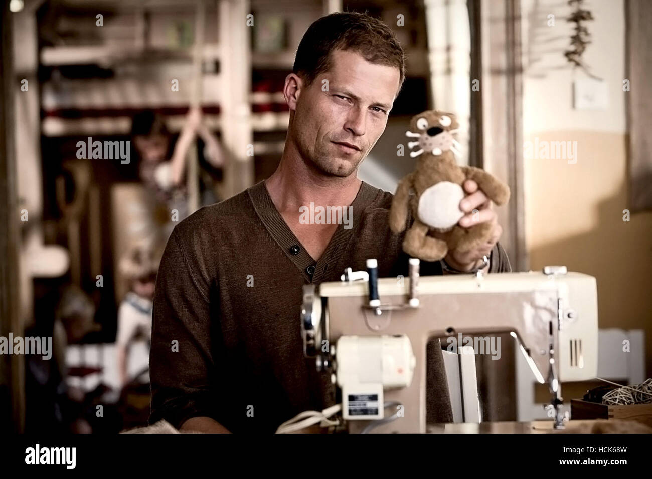 RABBIT WITHOUT EARS, (aka KEINOHRHASEN), Til Schweiger, 2007. ©Warner ...