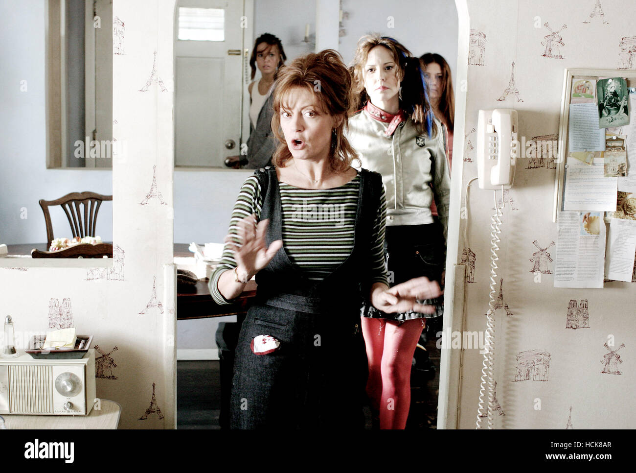 ROMANCE & CIGARETTES, Susan Sarandon, Mary-Louise Parker, Mandy Moore ...