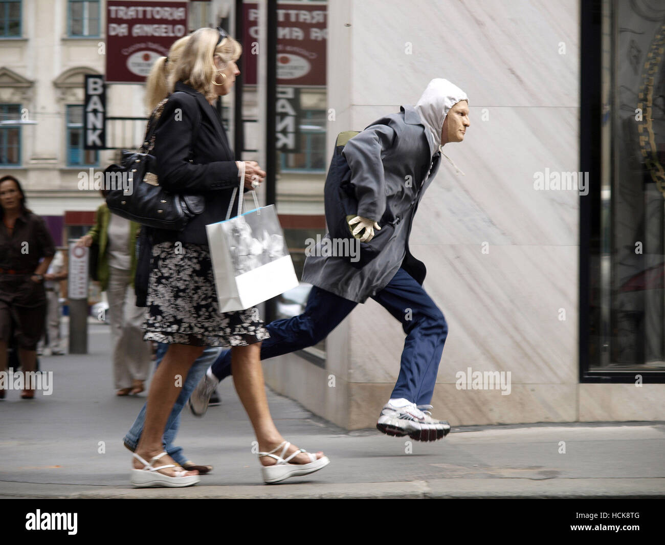 THE ROBBER, (aka DER RAUBER), Andreas Lust (right), 2010. ©Kino ...